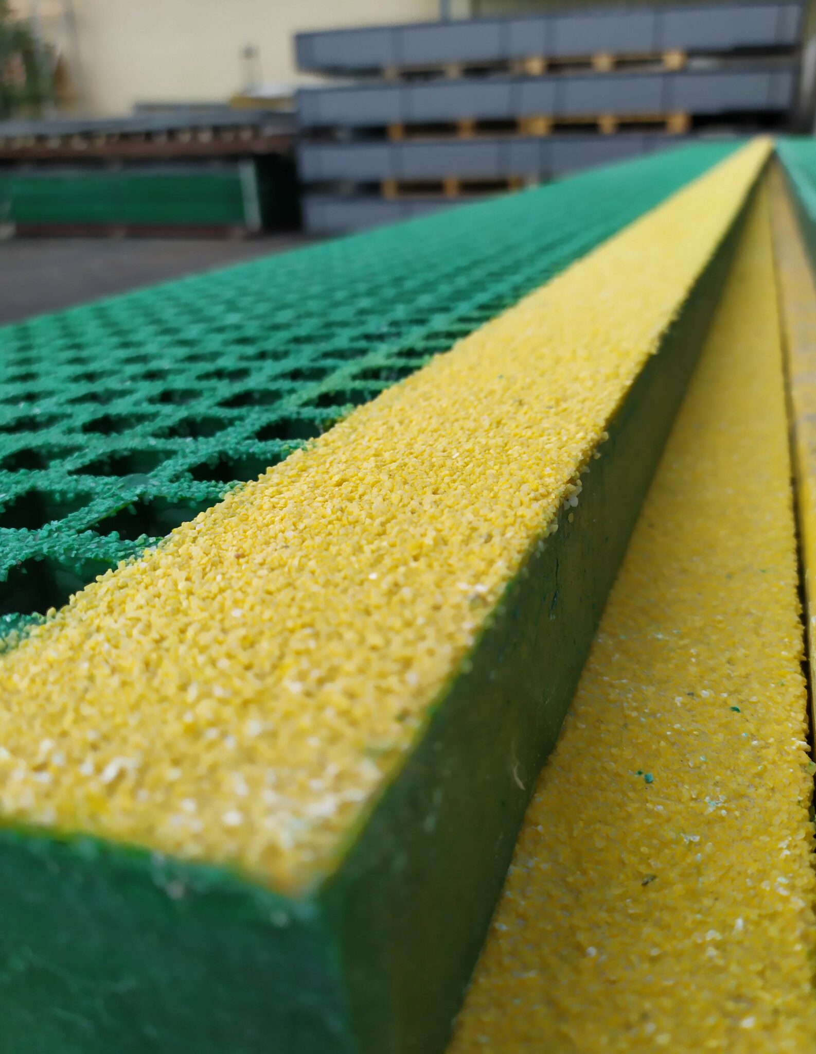 Caillebotis Polyester en Suisse – AS PRV INNOV